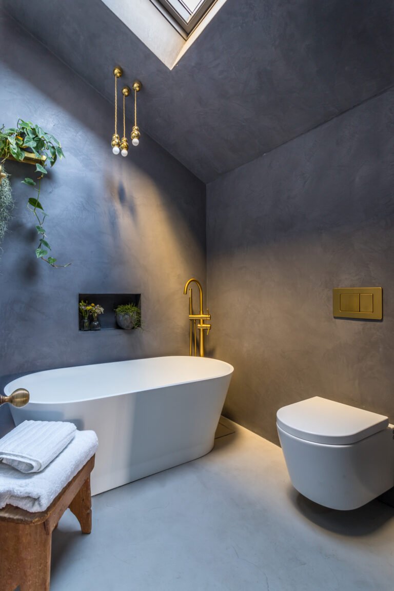 Microcement Finish | Modern Elegance for Walls and Floors - CovermeArt